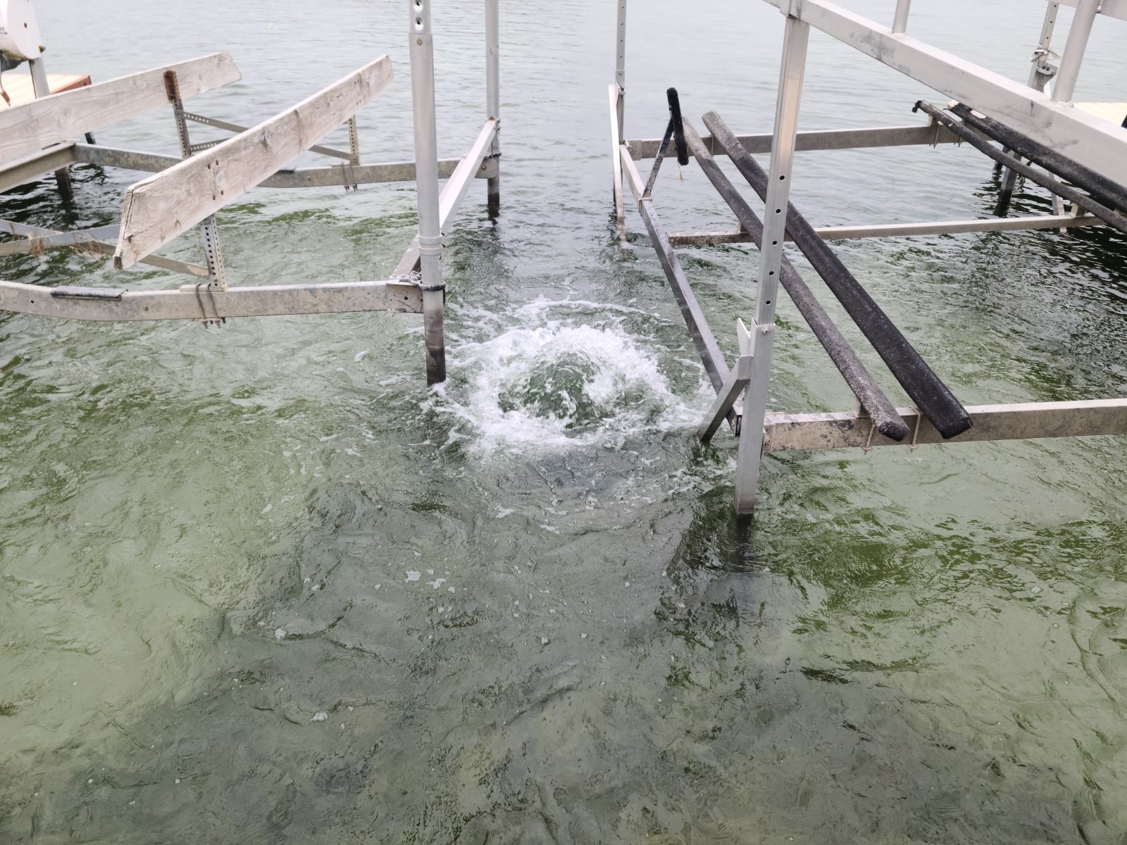 Kasco Deicers for Ponds, Lakes, and Docks-120V – Midwest Ponds